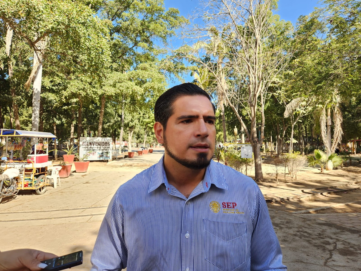 ¡Siguen sin intendente! No descartan nueva toma de primaria Democracia, en Guasave | Los ...