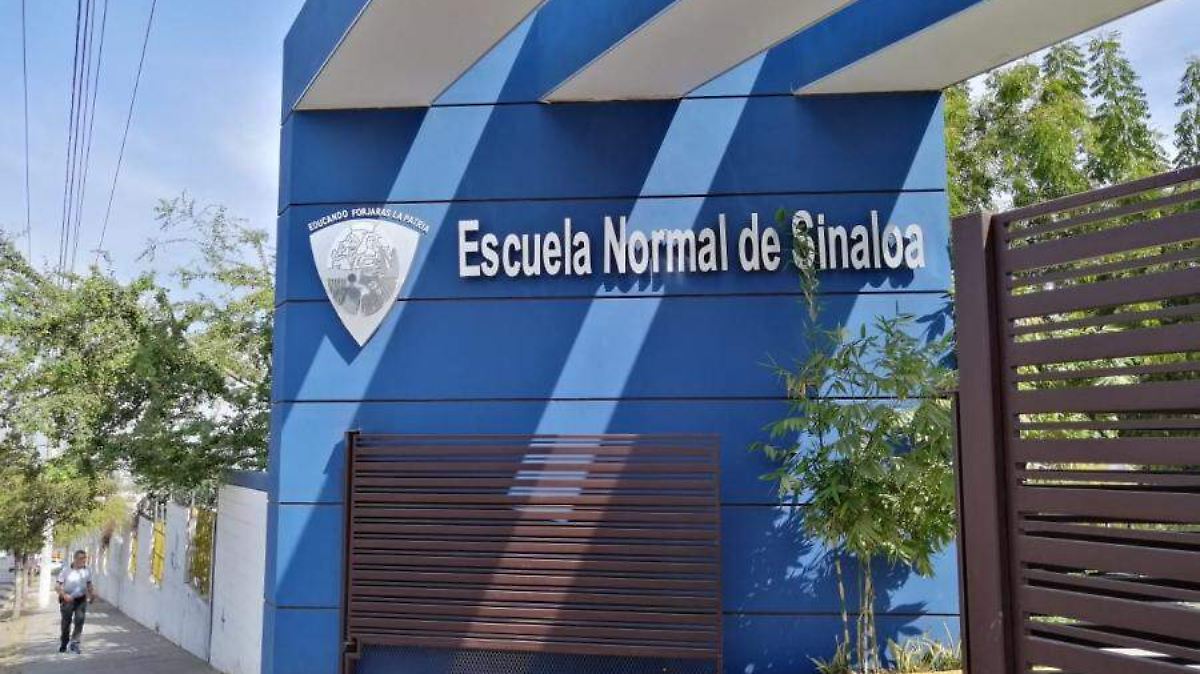 Rocha Moya propone declarar ‘Benemérita’ a la Escuela Normal de Sinaloa | Los Noticieristas
