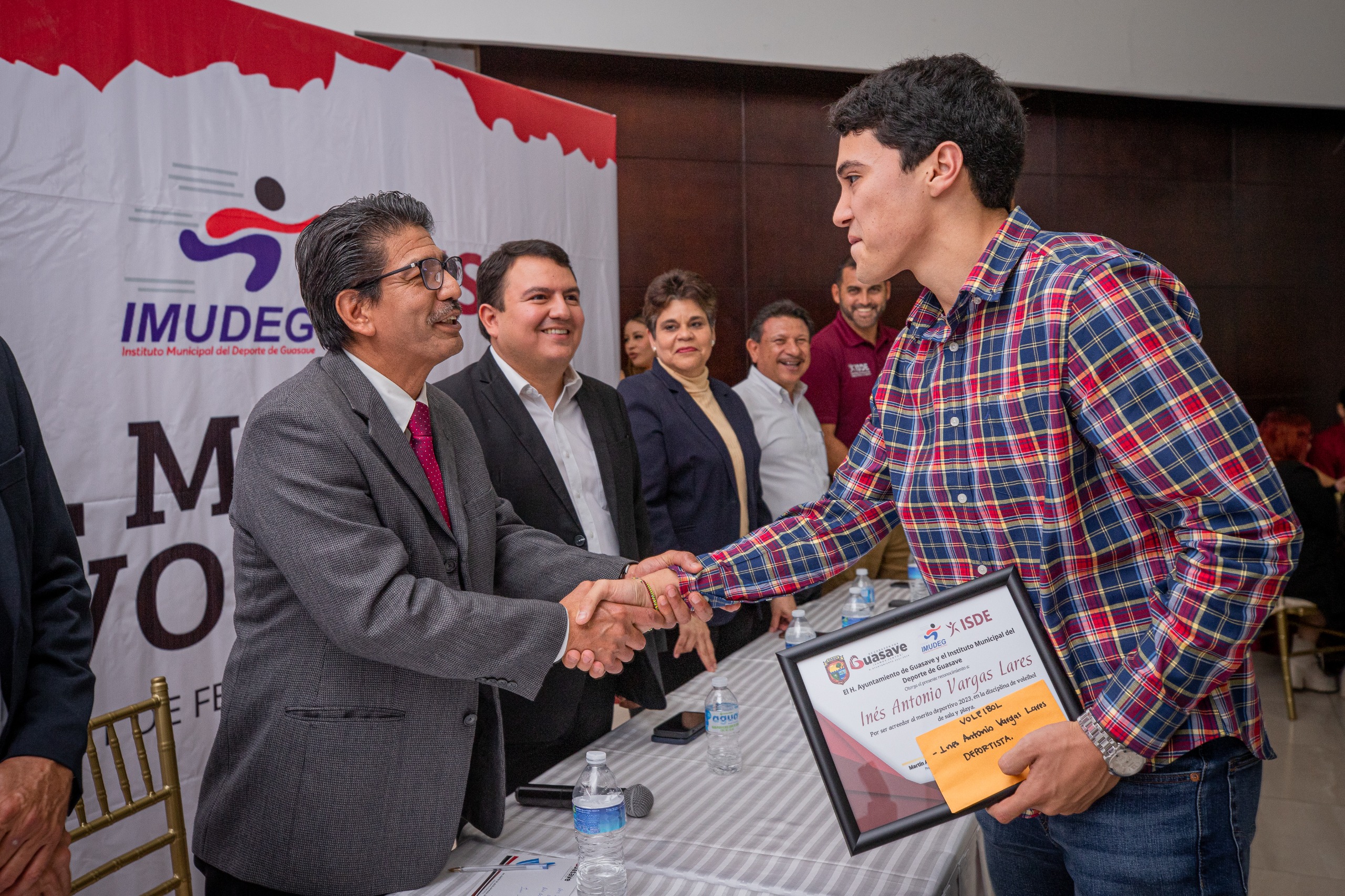 El IMUDEG entrega por primera vez el Premio al Mérito Deportivo 2023 ...