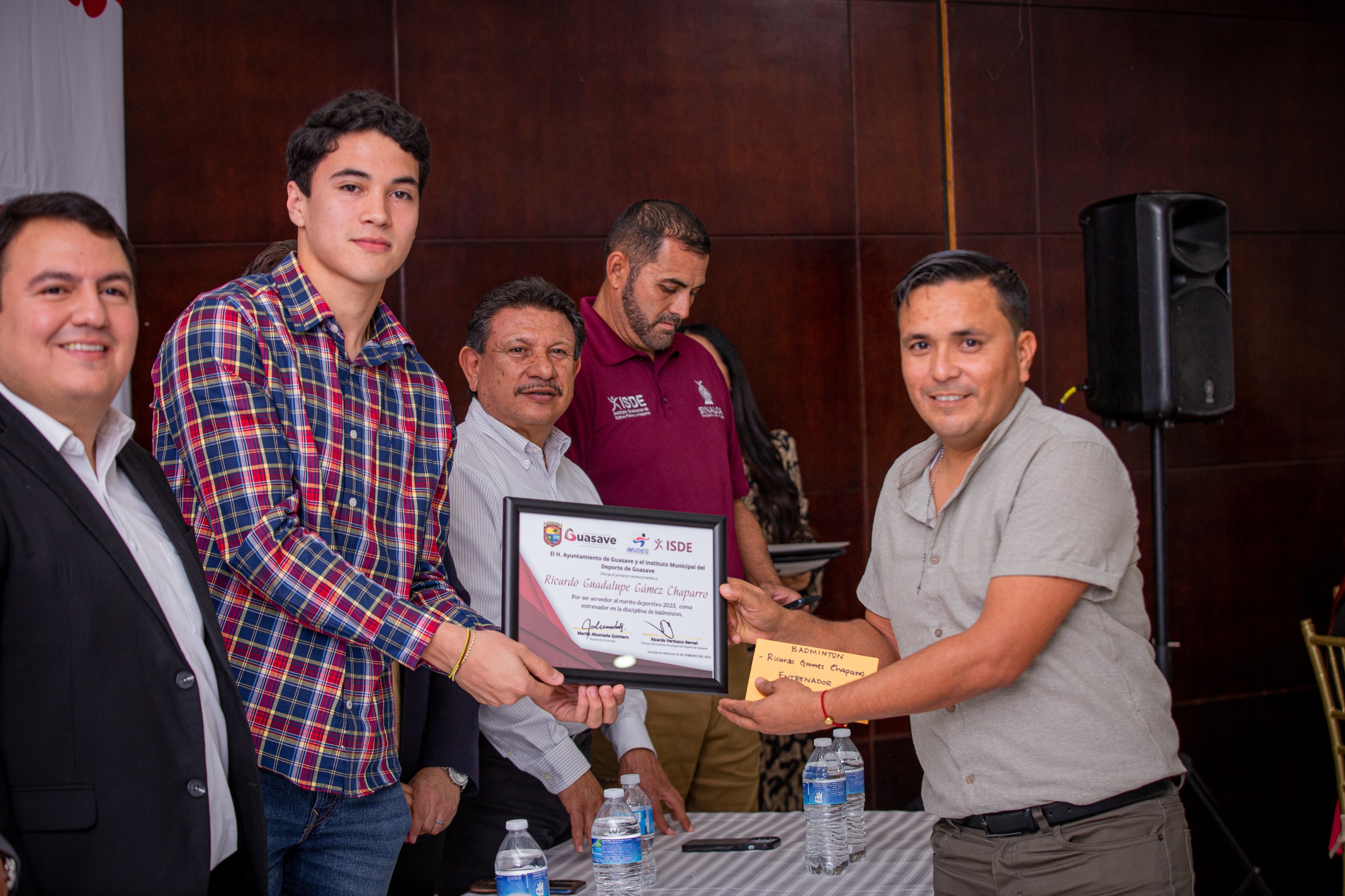 El IMUDEG entrega por primera vez el Premio al Mérito Deportivo 2023 ...