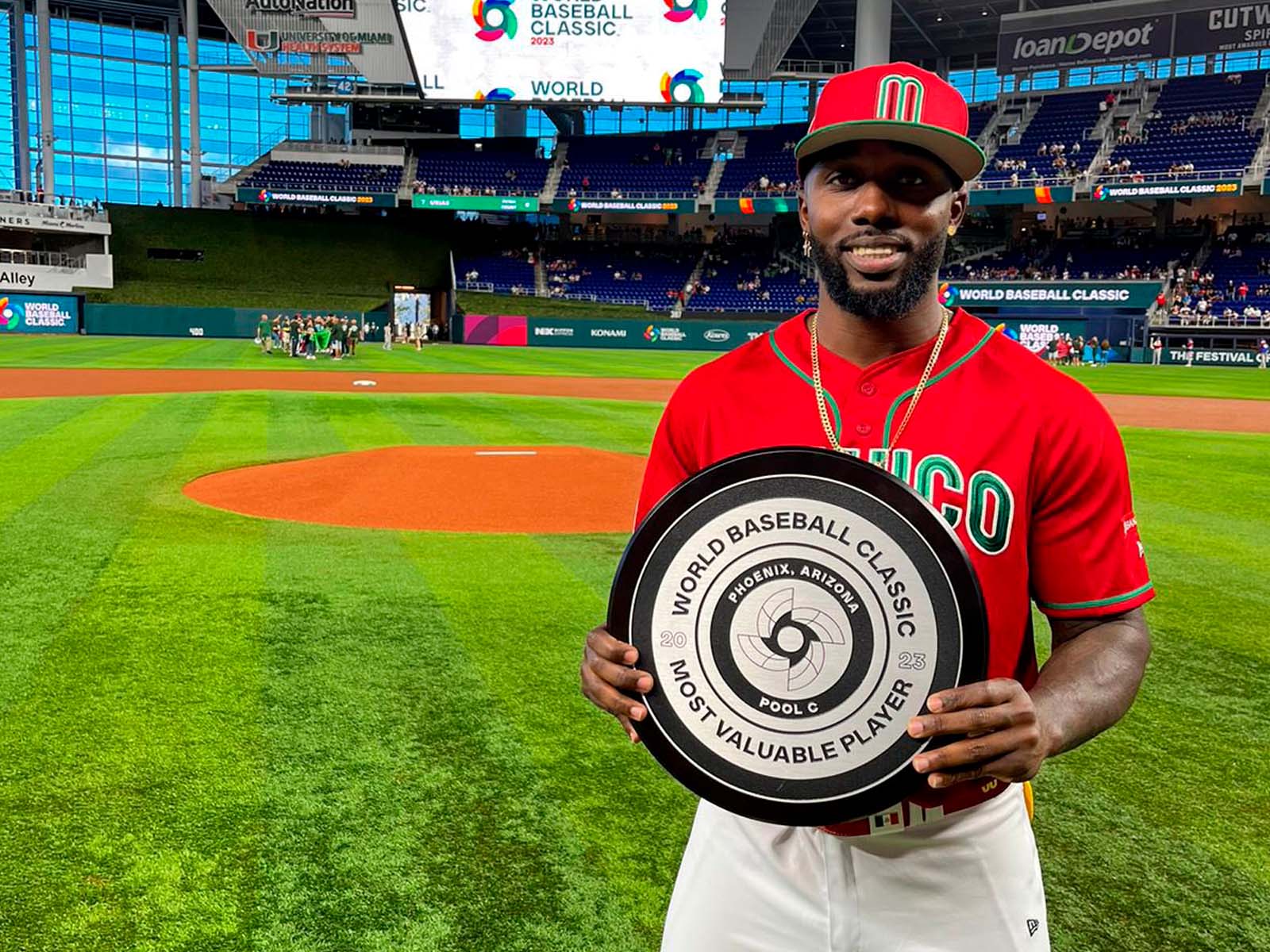 Andrés Muñoz bajó la cortina del Fenway Park y Marineros venció a los ...
