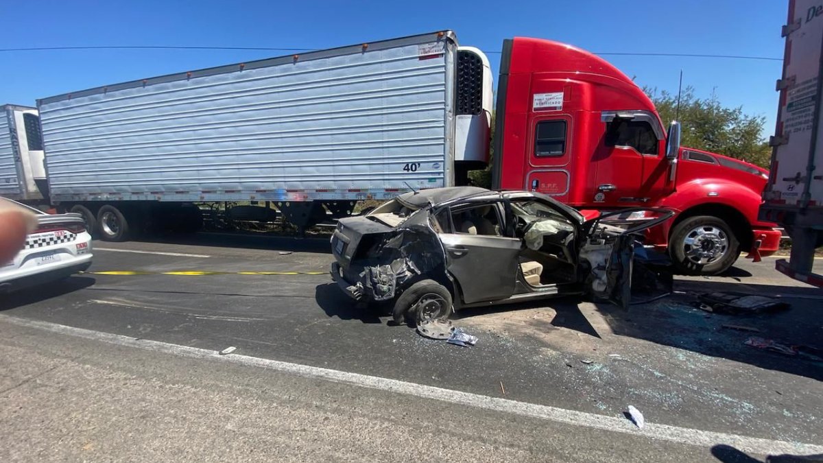 Choque sobre la México 15, en Guasave deja a una mujer lesionada | Los Noticieristas