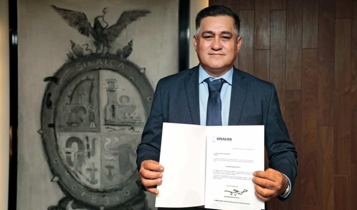 Alfonzo Ruelas Beltrán rinde protesta como subsecretario de Pesca