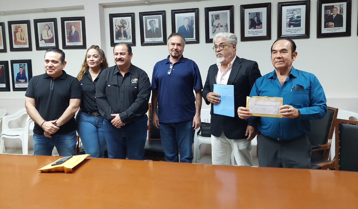 Fernando Trejo, de Chiapas, es el Poeta Laureado para el Carnaval ...