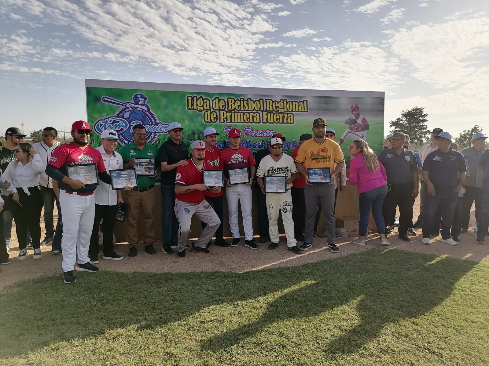 Arranca la temporada 2024 de la Peimbert Camacho ( Tim Premier) | Los ...