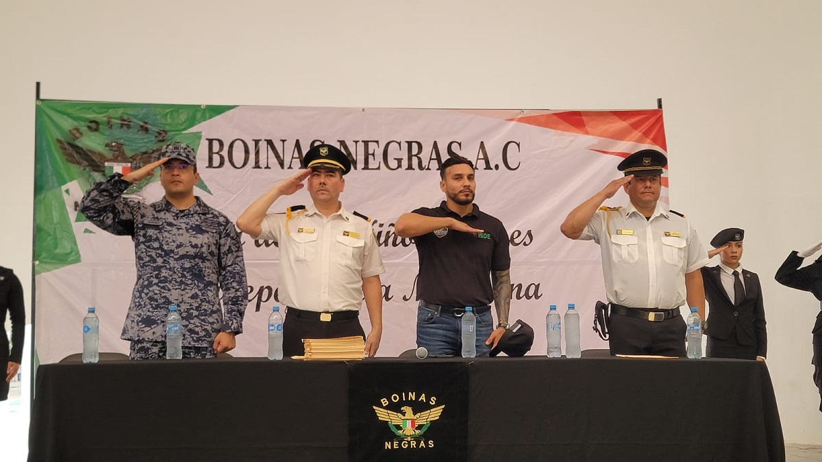 Boinas Negras celebra sus 40 años conmemorando a héroes patrios ...