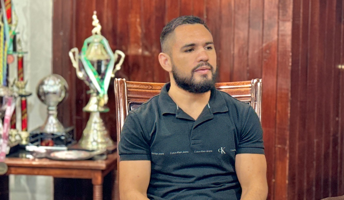 Eduardo ‘Sugar’ Núñez visita el Ayuntamiento de El Fuerte | Los ...