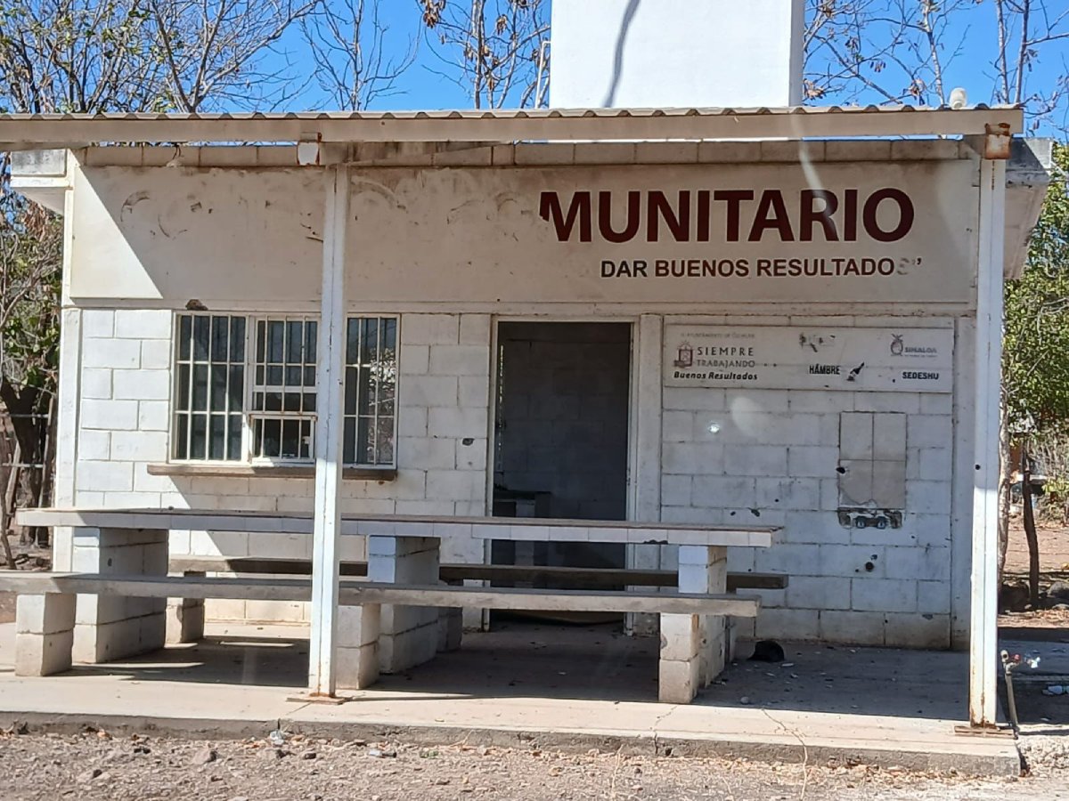 Tierra de nadie | Casas baleadas y vehículos quemados hallan tras enfrentamiento en El Tomo ...