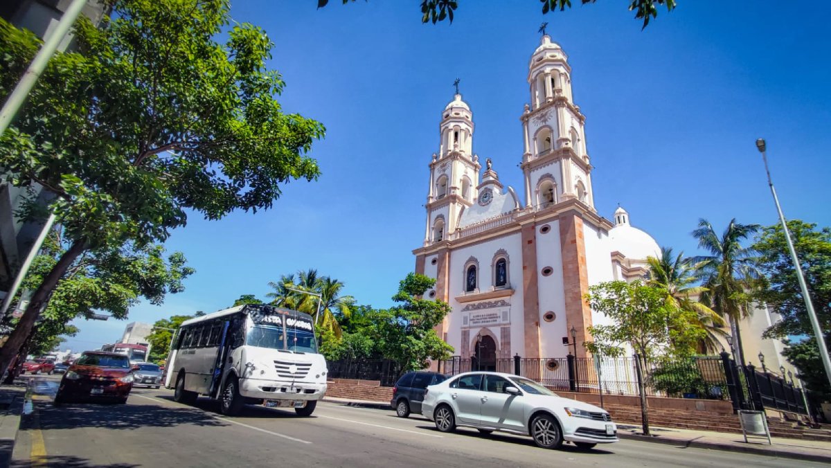 Poco a poco regresa la gente a las calles en la ciudad de Culiacán ...