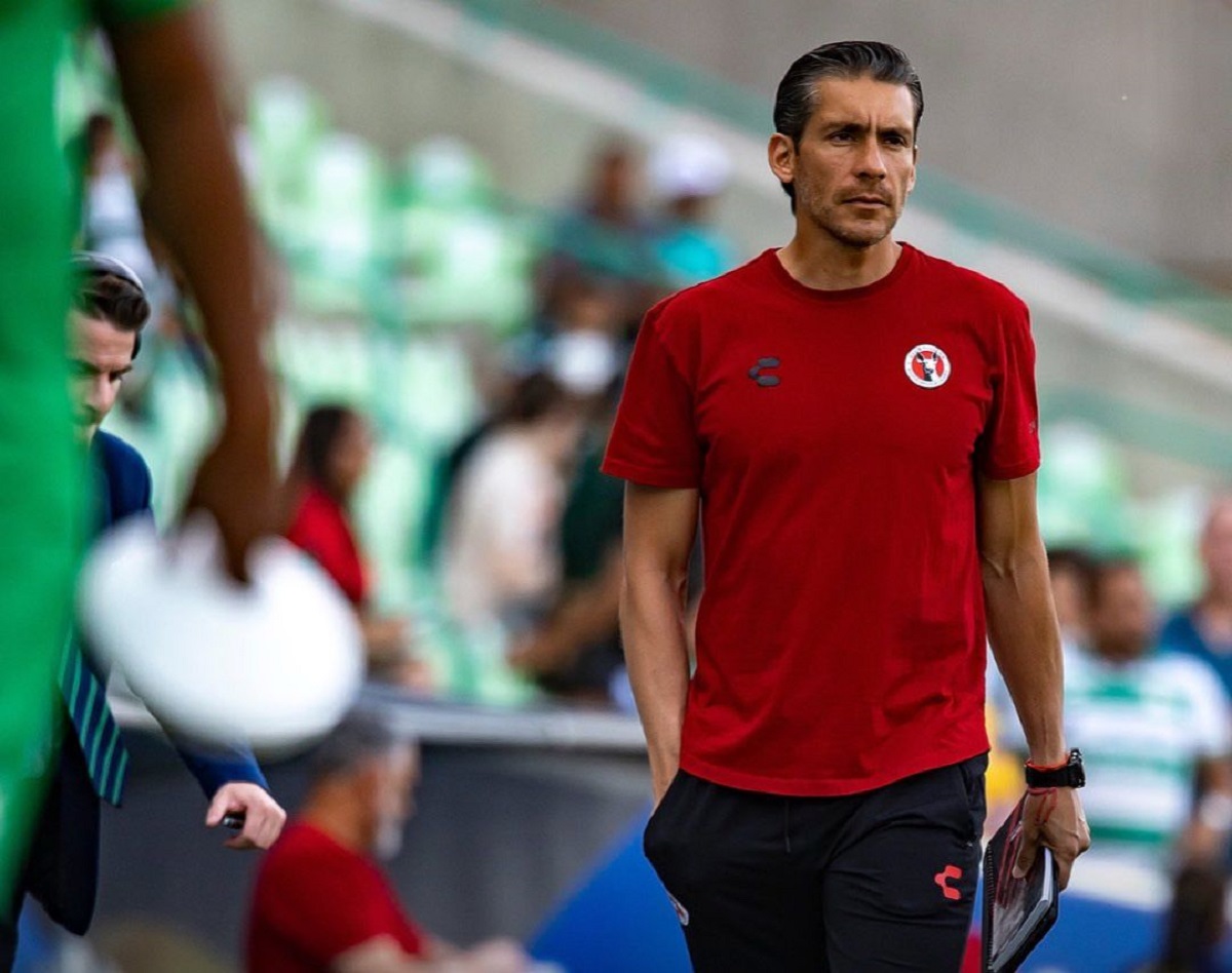 Los Dorados de Sinaloa anuncian a Cirilo Saucedo como nuevo director técnico | Los Noticieristas