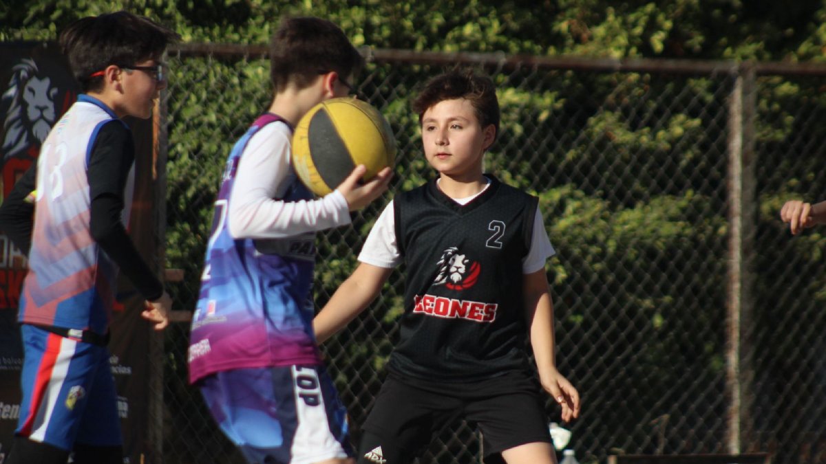 Con 90 equipos, se disputa la Copa Leones de Basketball 2025 en ...