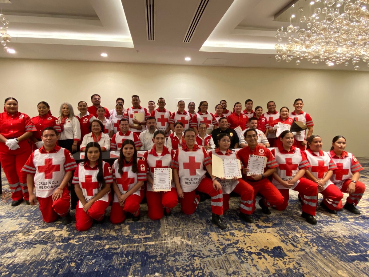 En el Día Internacional del Paramédico, Diana Laura Beltrán Zúñiga ...