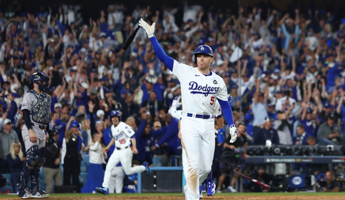 Con Grand Slam de Freddie Freeman, Dodgers se lleva el primero de la ...