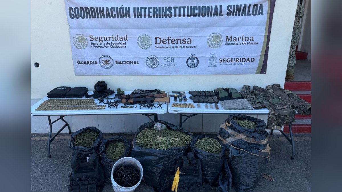 En Cosalá, aseguran vehículos, armas, municiones, drogas y equipo táctico | Los Noticieristas
