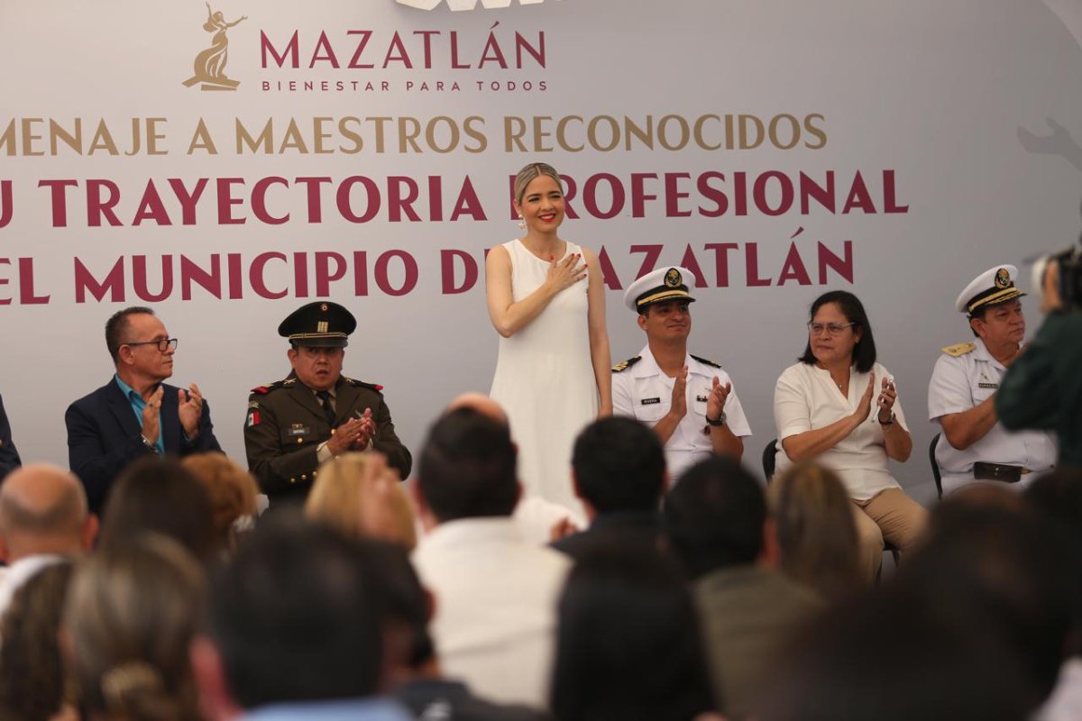 Por su trayectoria profesional, plasman y hasta homenajean el nombre de ...