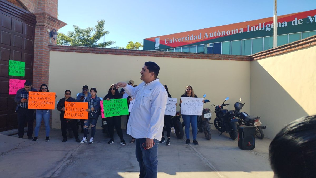 Alumnos de la UAIM reclaman respeto a sus derechos; autoridades ...
