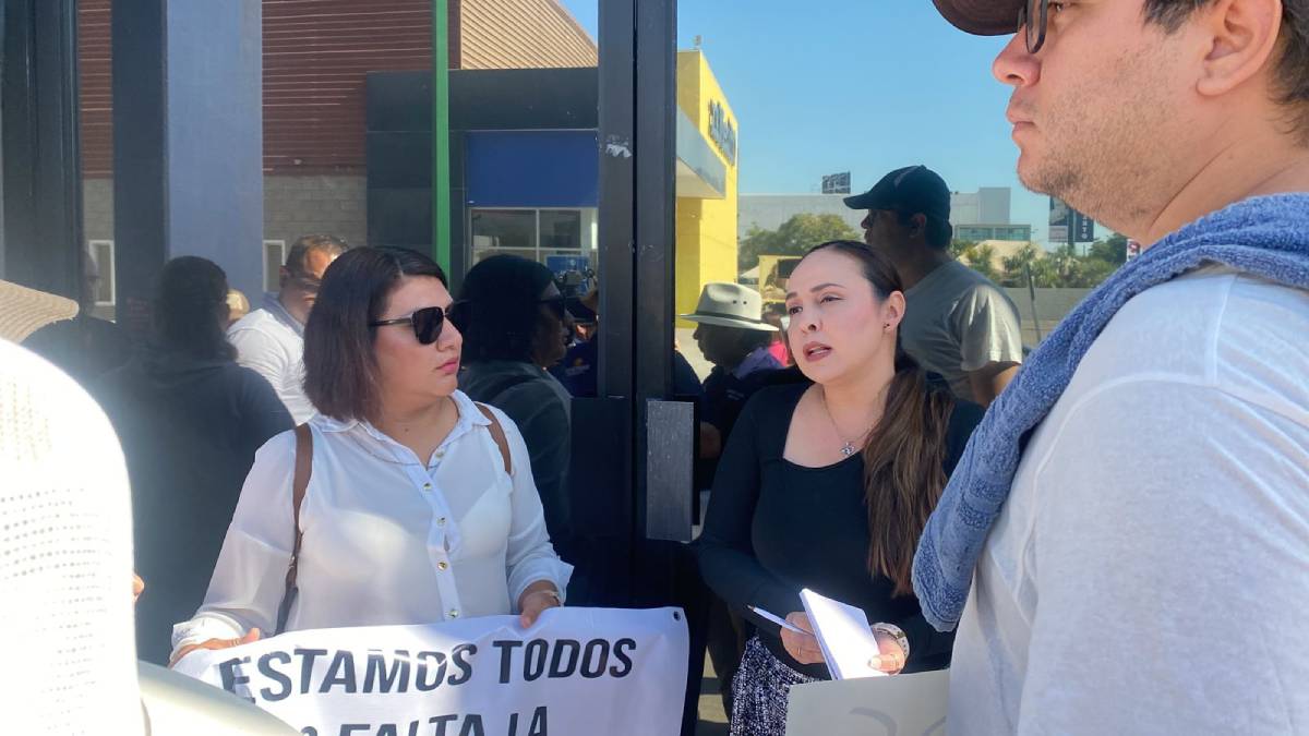 “A las personas que los tienen, les pido me los regresen”: Se ...