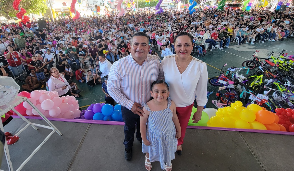 Gran éxito el festejo del Día de la Niña y del Niño en Navolato | Los ...