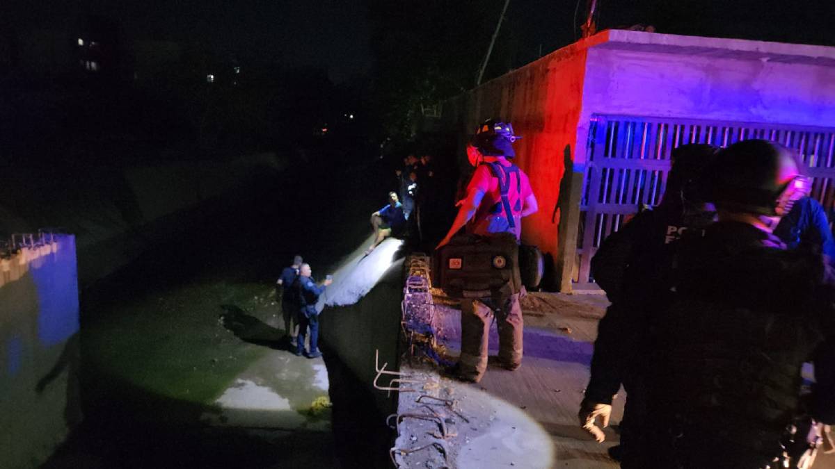 Fracturado de ambos brazos, tableado, encintado de manos y rostro ...