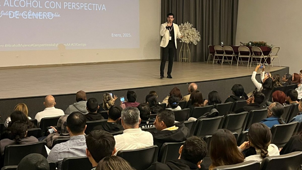 ¡Le daba a probar para que “se hiciera hombre”! Niño de 7 años consumía ...