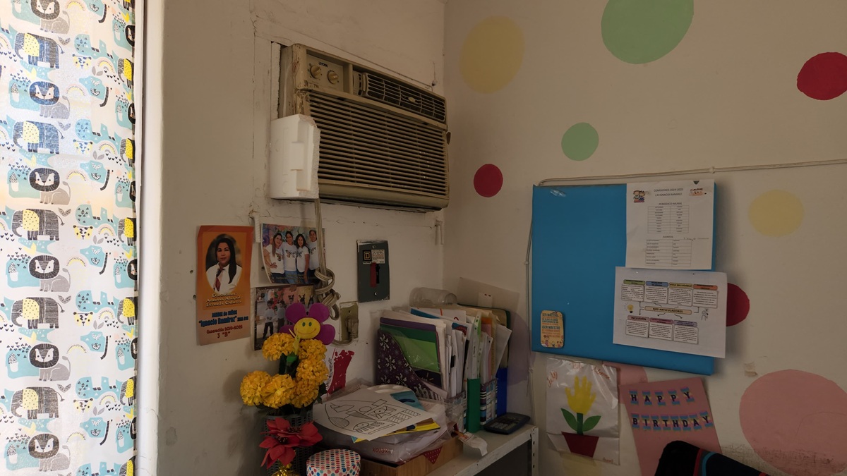 Kínder del Campo Uno, en Los Mochis, tiene tres años sin luz; madres de ...