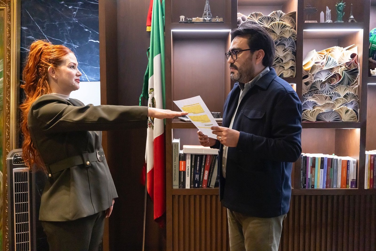 María Elena Armenta se convierte en la primera secretaria de las ...