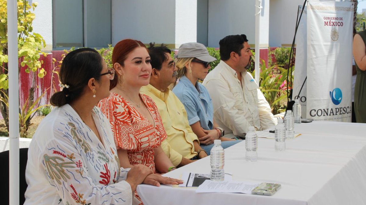 Mazatlán realiza el primer ‘Mercado azul, sabores de Cuaresma’ y ...