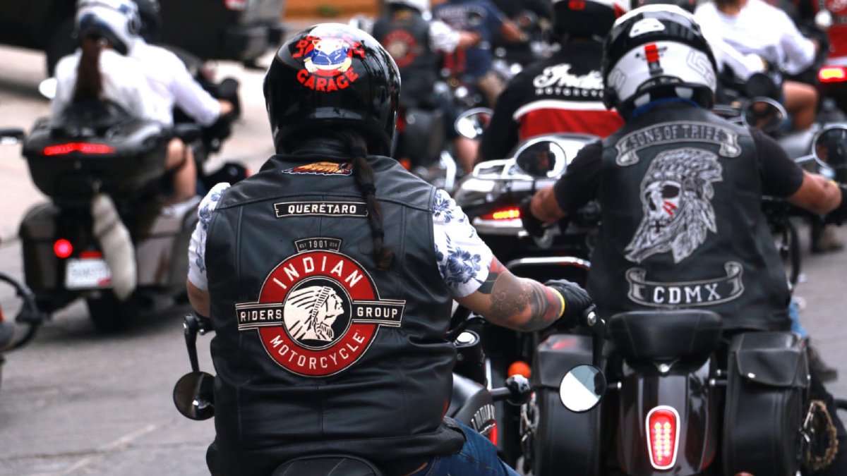 Rugen los motores de 300 motociclistas en la 8va Rodada Nacional de ...