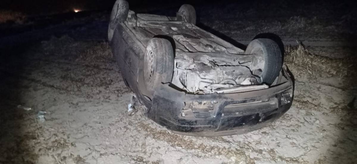 Mujer resulta lesionada al registrarse una volcadura por la carretera a Las Glorias, en Guasave ...