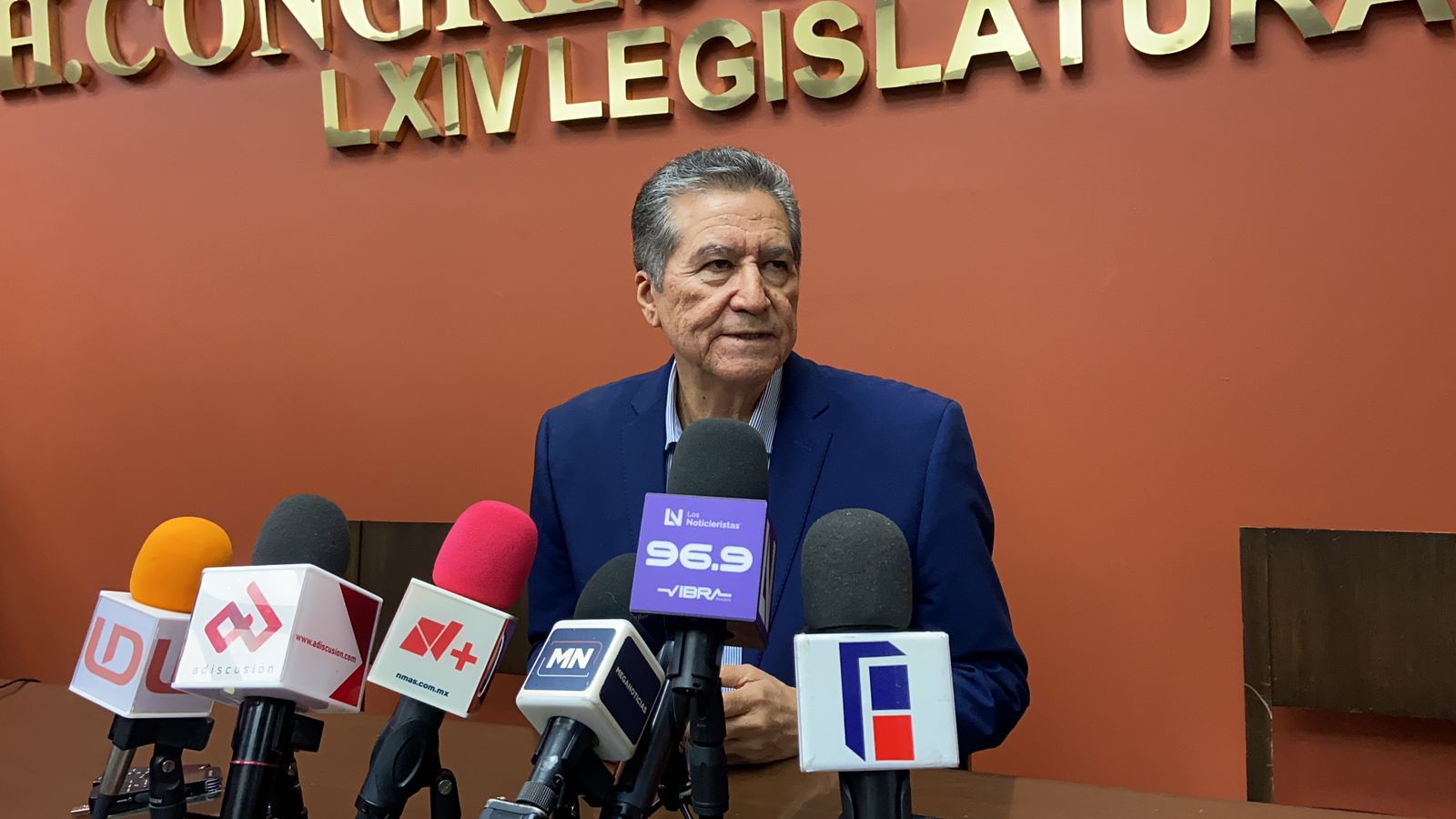 La tormenta tropical Norma se localiza en aguas del Golfo de California con rumbo hacia el norte ...