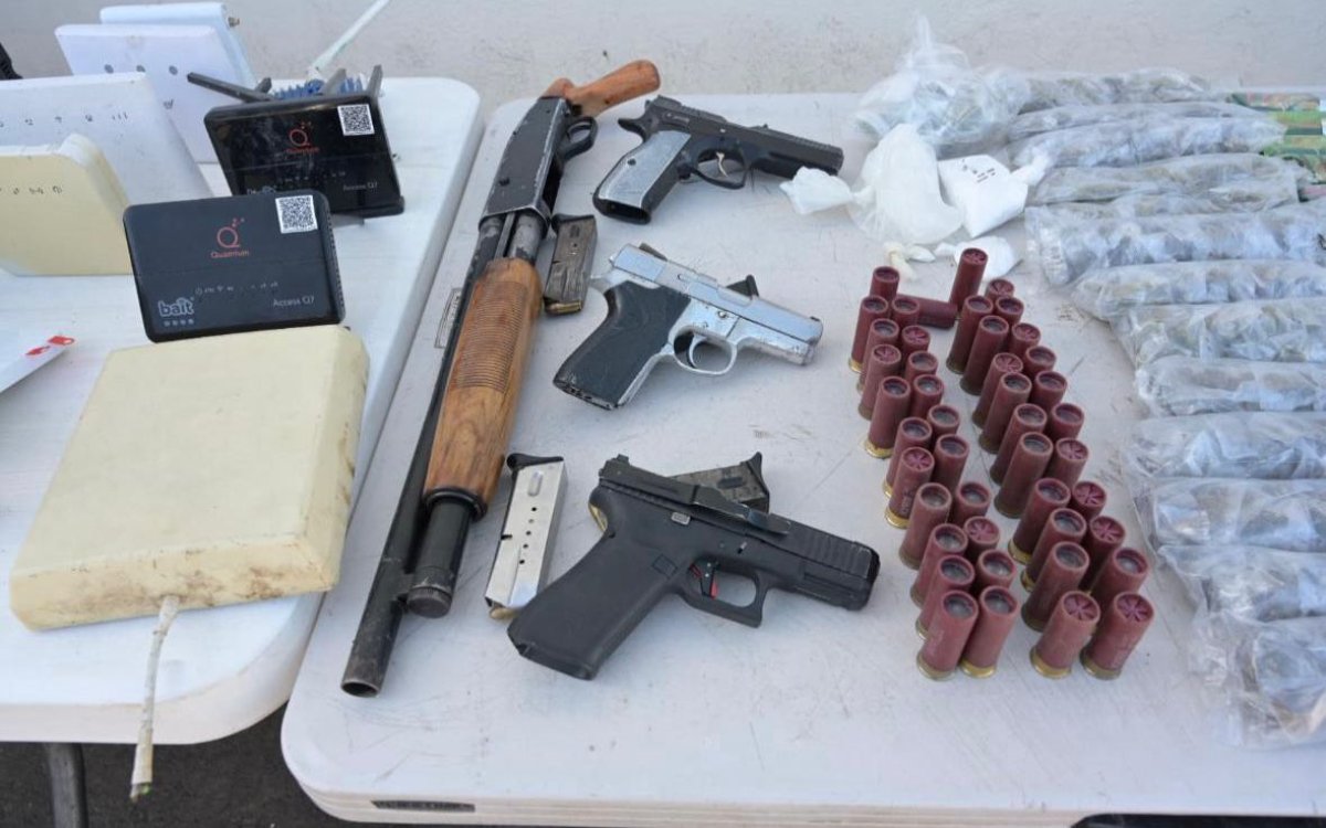 Una escopeta, 3 pistolas, droga, celulares y más, hallan en esculque en penal de Aguaruto a una ...
