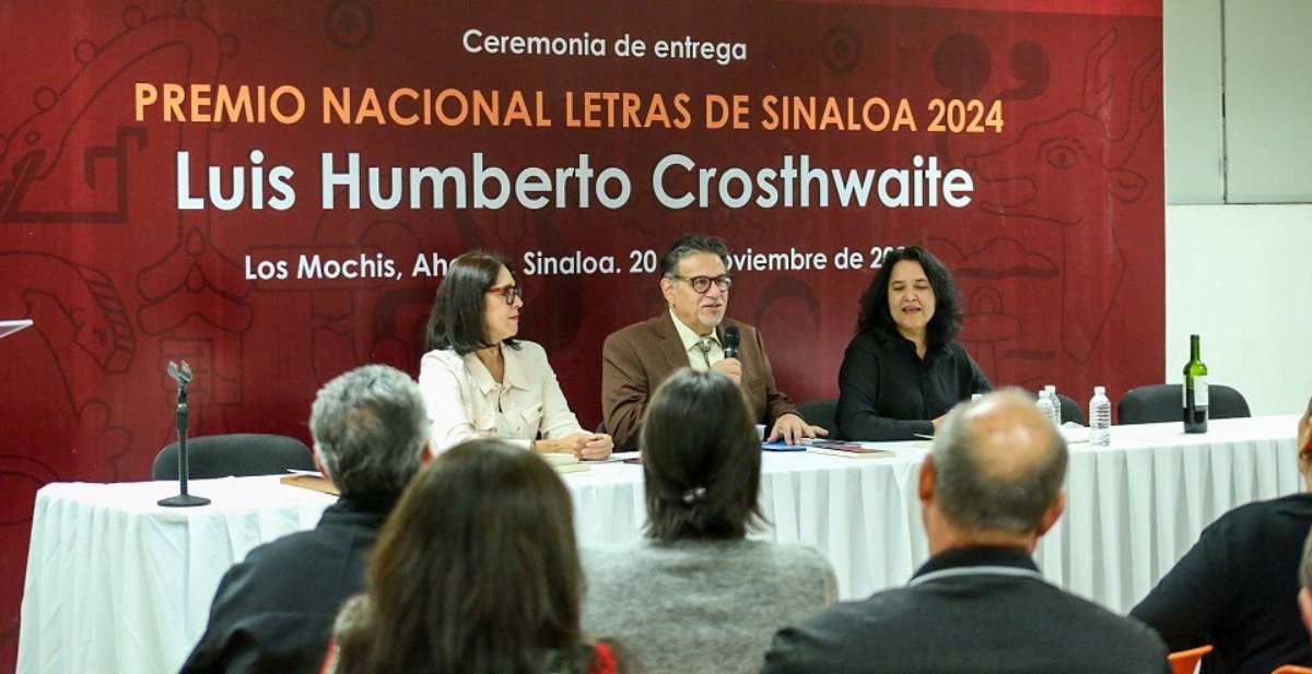 Recibe Luis Humberto Crosthwaite el Premio Nacional Letras de Sinaloa ...