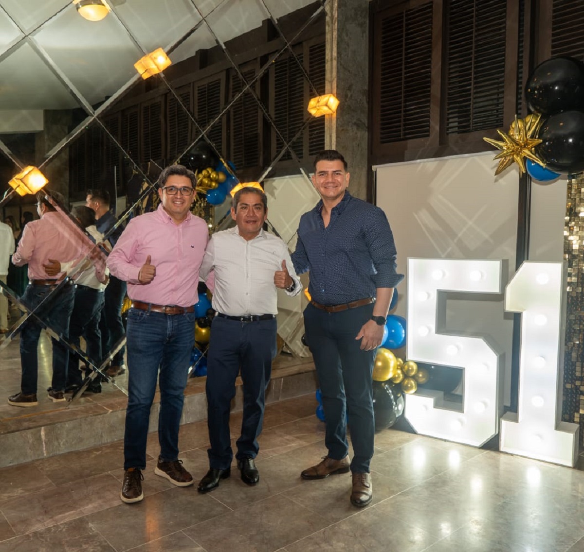 En grande celebra Raúl Villavicencio su cumpleaños 51, visionario ...