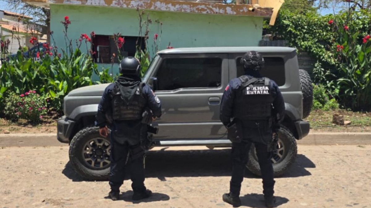 En la 6 de Enero de Culiacán, recuperan una Jimny con reporte de robo | Los Noticieristas