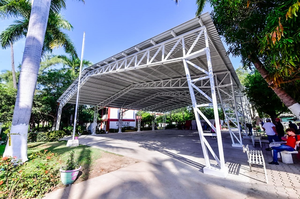 CETIS 127 en Mazatlán ya tiene nueva techumbre