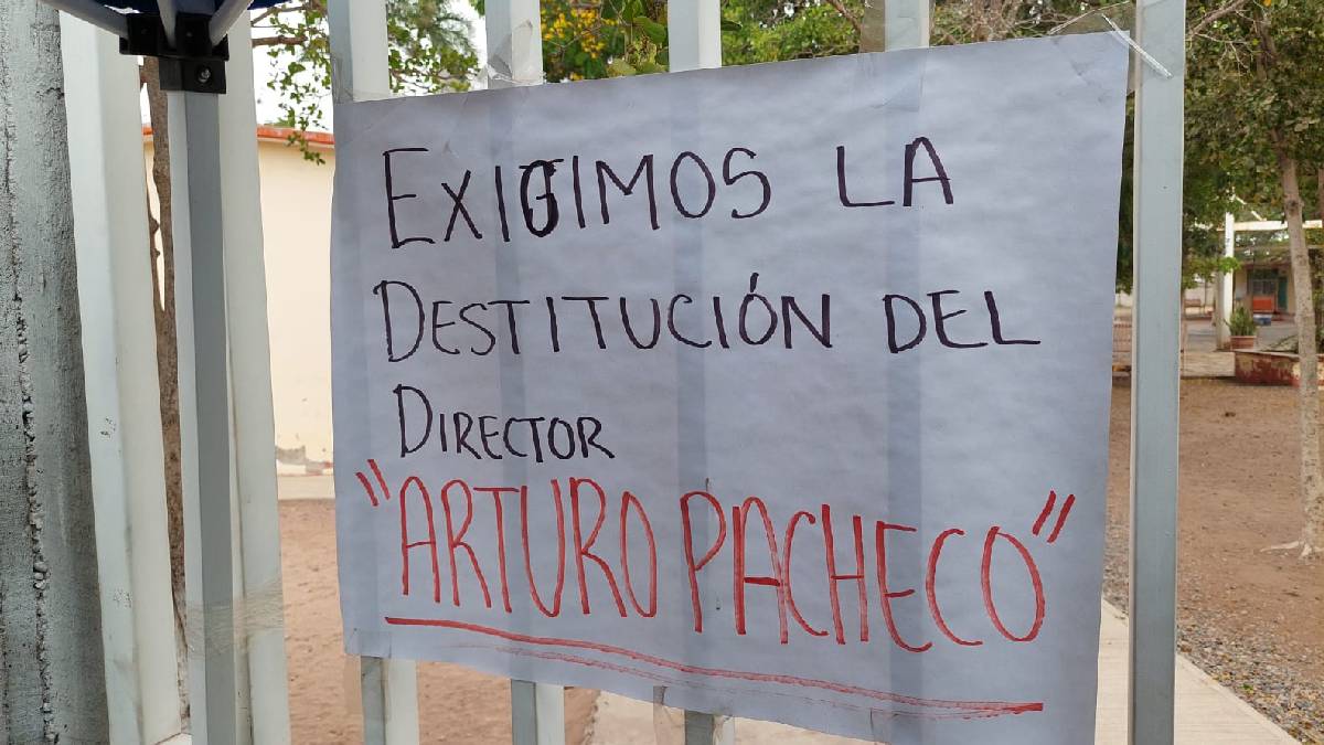 Madres de familia toman instalaciones de la primaria Francisco I ...