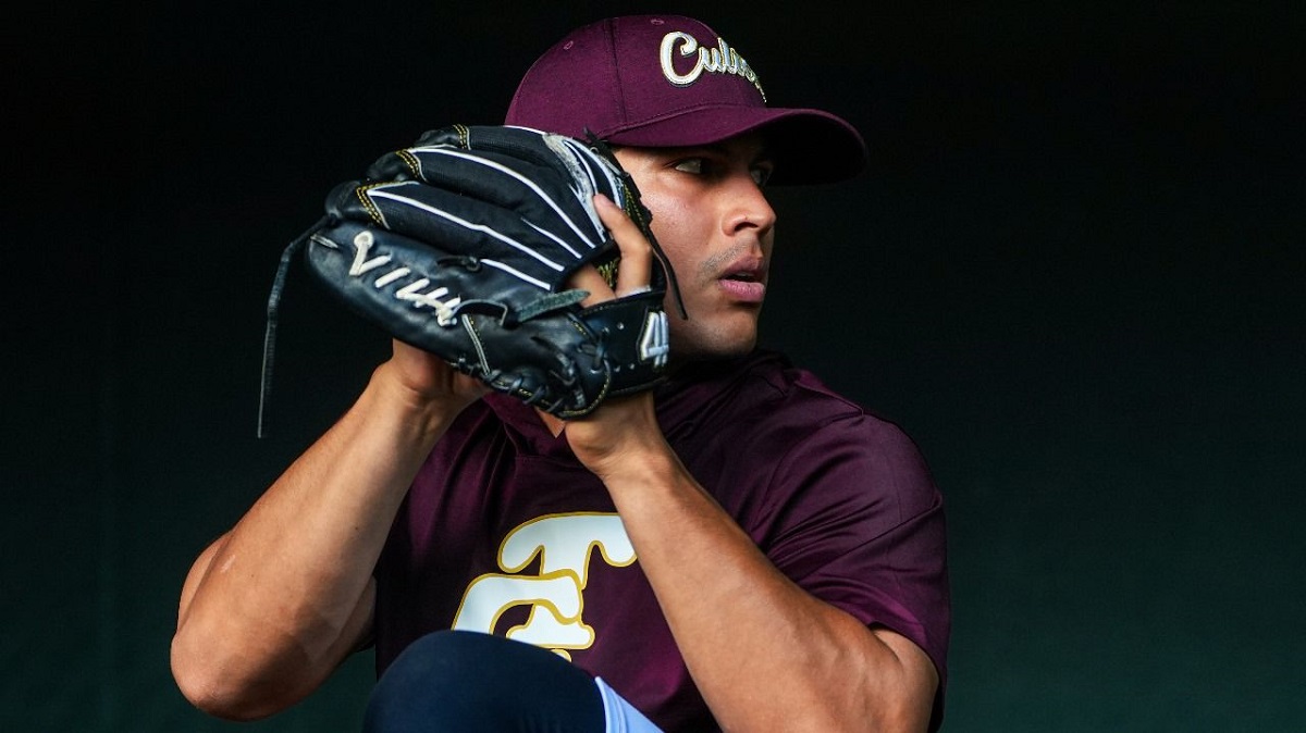 Víctor Castañeda reporta a la pretemporada de los Tomateros de Culiacán ...