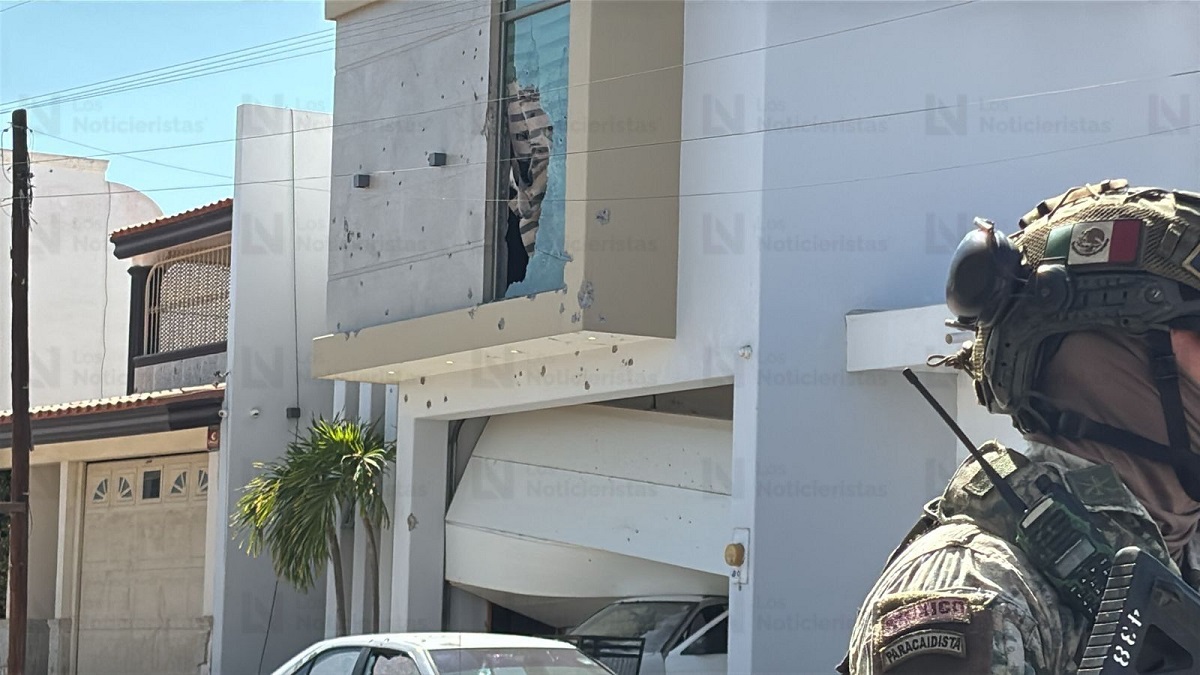 Tirotean una casa y dos carros en la Lázaro Cárdenas en Culiacán | Los Noticieristas