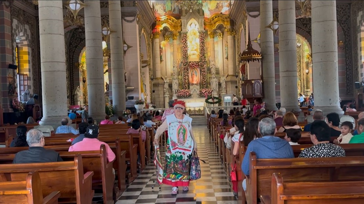 ‘Le tengo tanta fe’, Yayita volvió a la luz cuando la Morenita le ...